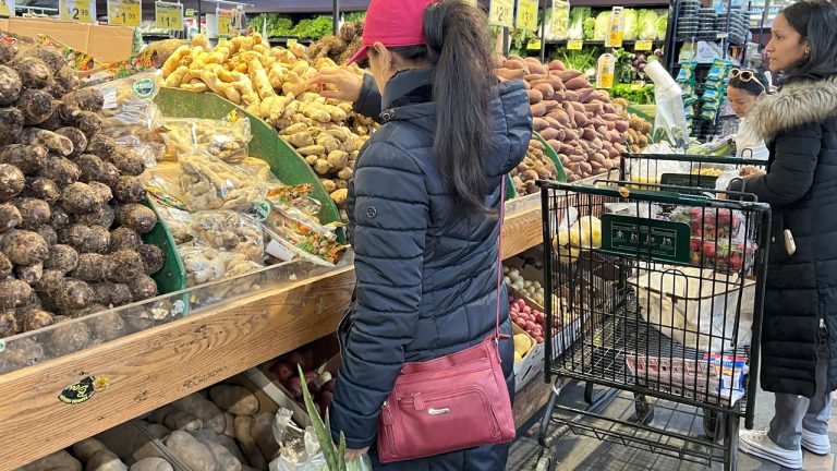 Gold Standard for Campus Dining - Produce Business