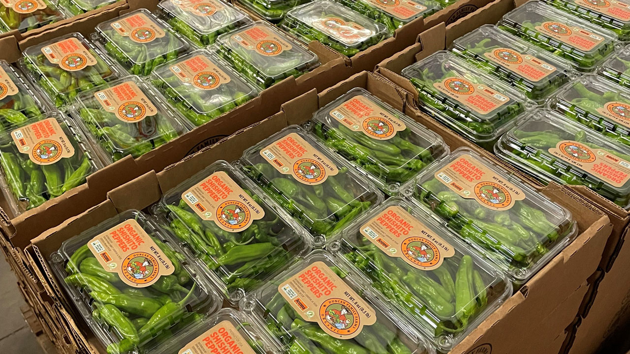 Six Opportunities To Sell More Organic Peppers - Produce Business